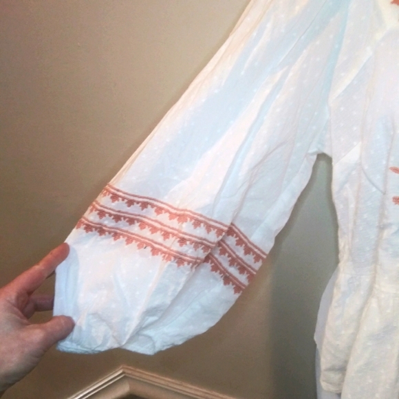 Universal Thread | Tops | Universal Thread Romatic Boho Whiteterracotta ...